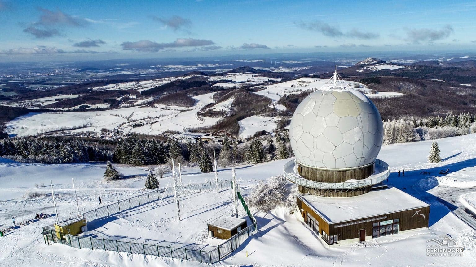 Wasserkuppe im Winter - Feriendorf Wasserkuppe